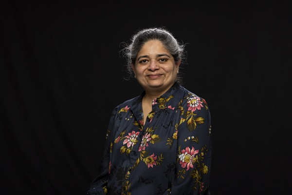 Munira Khalil wins Thorud Leadership Award | Department of Chemistry | University of Washington